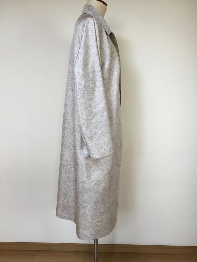 スプリングコート 着物リメイク | iichi 日々の暮らしを心地よくするハンドメイドやアンティークのマーケットプレイス