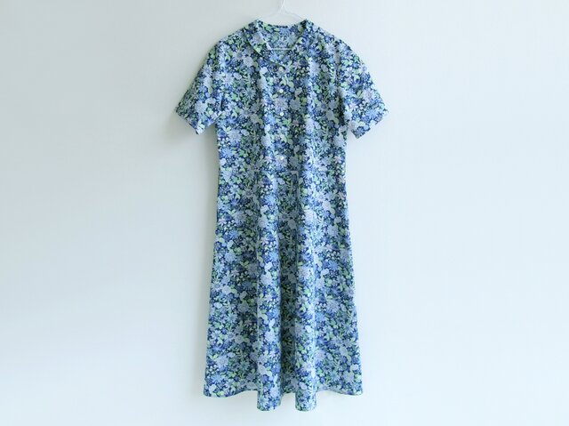 花のワンピース＊Blue Flower Garden(国産コットン・リップル生地) | iichi 日々の暮らしを心地よくするハンドメイドやアンティークのマーケットプレイス