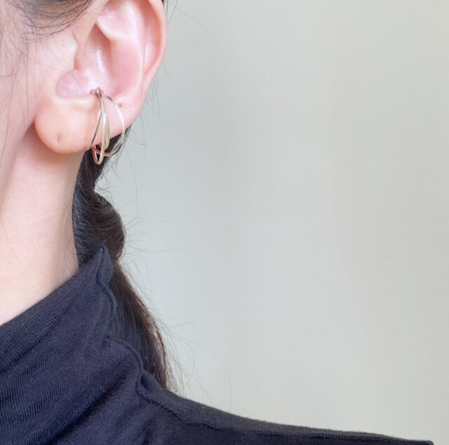 silver925 diagonal radial イヤーカフ | iichi 日々の暮らしを心地よくするハンドメイドやアンティークのマーケットプレイス