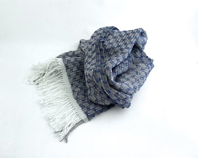 手織り シルクとリネンの吉野織りストール(ネイビー) | iichi 日々の暮らしを心地よくするハンドメイドやアンティークのマーケットプレイス