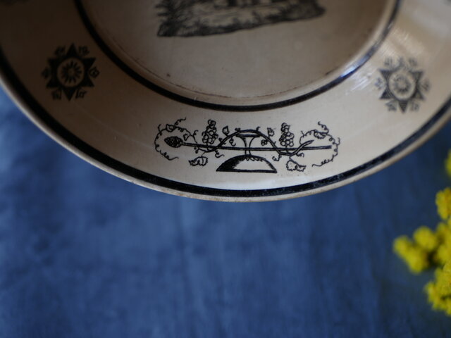 CHOISY グリサイユ カップ＆ソーサー ショワジー フランスアンティーク アンティークのある暮らし | iichi 日々の暮らしを心地よくするハンドメイドやアンティークのマーケットプレイス