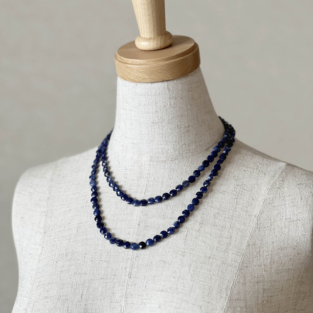 No. 146 92cm・ソーダライトのネックレスB | iichi 日々の暮らしを心地よくするハンドメイドやアンティークのマーケットプレイス