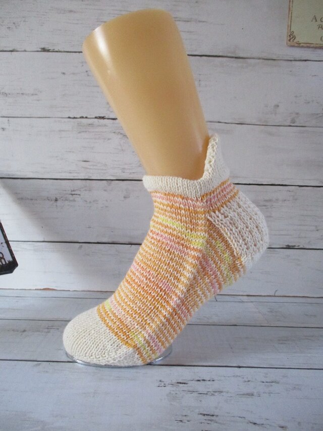 冷え取りソックス Opal Cotton KFS 263 カーネリアン＆KFS 207 コットンホワイト | iichi 日々の暮らしを心地よくするハンドメイドやアンティークのマーケットプレイス