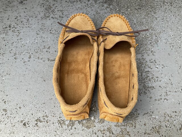 送料無料【新作】超軽量 モカシンシューズ EMA-moccasin足を包み込む本革スエード /スエードキャメル | iichi 日々の暮らしを心地よくするハンドメイドやアンティークのマーケットプレイス