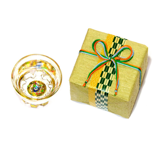 煌めきに泳ぐ鯉盃－03 | iichi 日々の暮らしを心地よくするハンドメイドやアンティークのマーケットプレイス