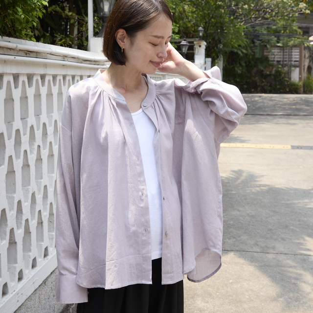 ふんわり柔らかライトコットン 羽織る コットン シャツ シルバーグレー 0674Grey | iichi 日々の暮らしを心地よくするハンドメイドやアンティークのマーケットプレイス