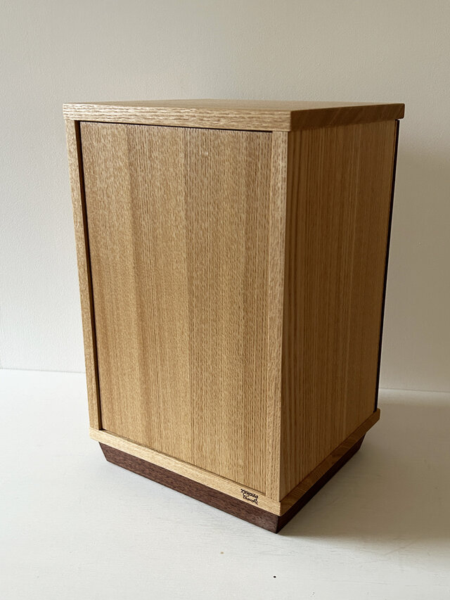 お厨子 ミニ仏壇／タモ2025 | iichi 日々の暮らしを心地よくするハンドメイドやアンティークのマーケットプレイス