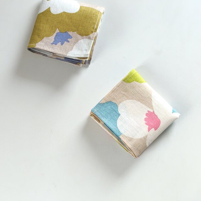 日用品店（布）リネンのハンカチ 40cm×40cm 【 ボタニカル／ピンク 】LIBERTY | iichi 日々の暮らしを心地よくするハンドメイドやアンティークのマーケットプレイス