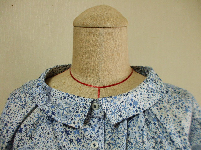 リバティタナローン アデラジャ(Adelajda) 小さいショールカラーのブラウス 着丈66cm L~LLサイズ | iichi 日々の暮らしを心地よくするハンドメイドやアンティークの ...