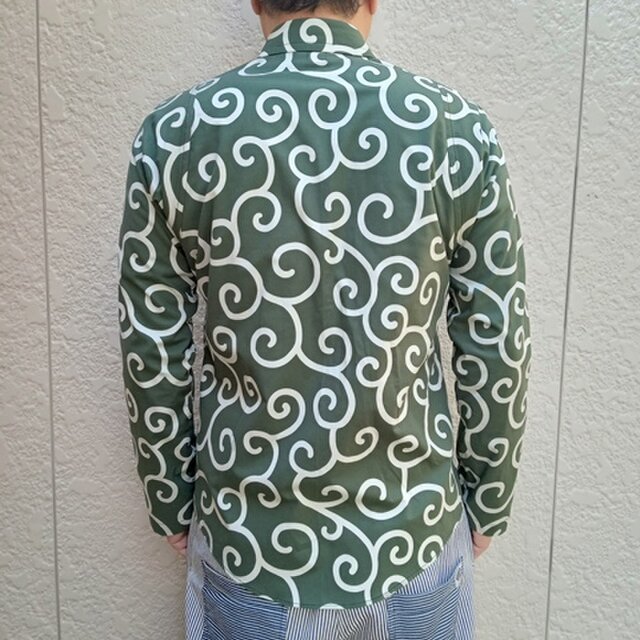 長袖和柄シャツ（大唐草模様） | iichi 日々の暮らしを心地よくするハンドメイドやアンティークのマーケットプレイス