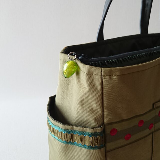 GREEN FRANCE RIBBON BIG STANDARD BAG | iichi 日々の暮らしを心地よくするハンドメイドやアンティークのマーケットプレイス