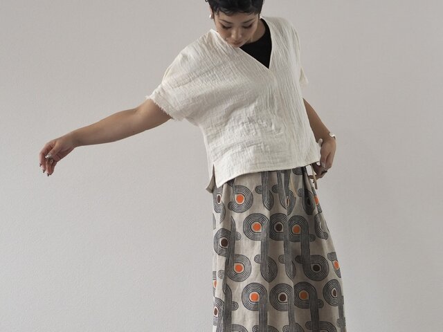 ふっくら。トリプルガーゼ／Vネックトップス | iichi 日々の暮らしを心地よくするハンドメイドやアンティークのマーケットプレイス