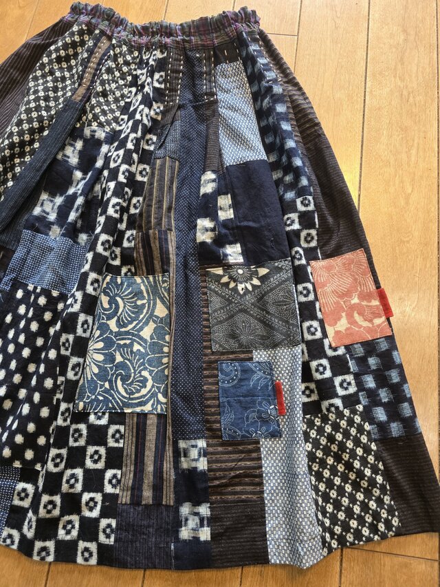 着物リメイク 古布 手作り 絣 パッチワーク スカート | iichi 日々の暮らしを心地よくするハンドメイドやアンティークのマーケットプレイス
