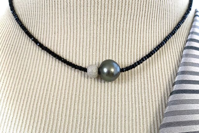 Noir（ノワール） | iichi 日々の暮らしを心地よくするハンドメイドやアンティークのマーケットプレイス