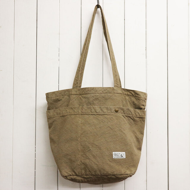 ショルダージップトート【ベージュ】(VC-49) | iichi 日々の暮らしを心地よくするハンドメイドやアンティークのマーケットプレイス