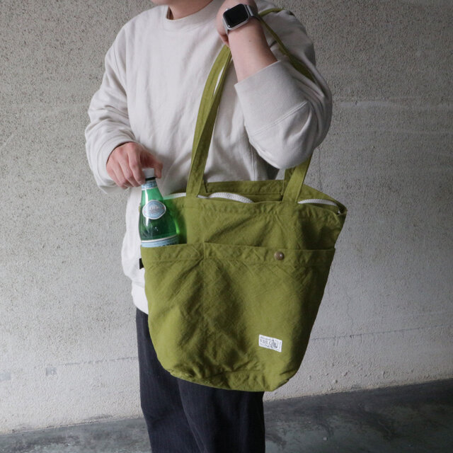 ショルダージップトート【るり】(VC-49) | iichi 日々の暮らしを心地よくするハンドメイドやアンティークのマーケットプレイス