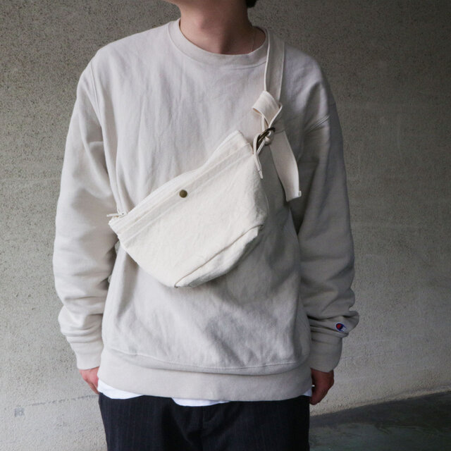 NEW コンパクトショルダー【るり】(VC-47) | iichi 日々の暮らしを心地よくするハンドメイドやアンティークのマーケットプレイス