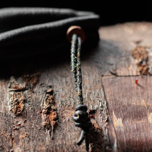 鹿革巾着 | iichi 日々の暮らしを心地よくするハンドメイドやアンティークのマーケットプレイス