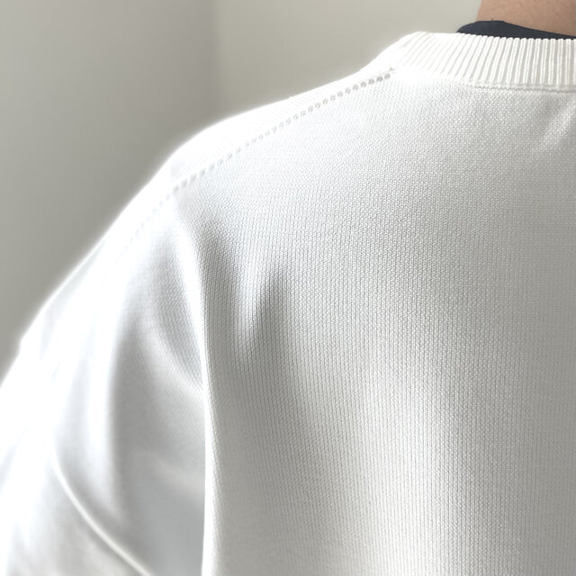 『2025新作』【ユニセックス】ビッグシルエット ニットTシャツ【ブラック】 | iichi 日々の暮らしを心地よくするハンドメイドやアンティークのマーケットプレイス