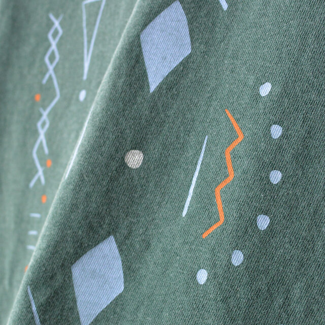 長袖Tシャツ green | iichi 日々の暮らしを心地よくするハンドメイドやアンティークのマーケットプレイス