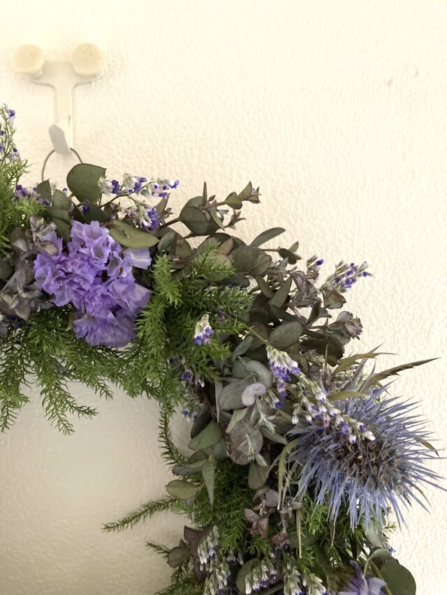 春のドライリース ~タチカズラとエリンジューム | iichi 日々の暮らしを心地よくするハンドメイドやアンティークのマーケットプレイス