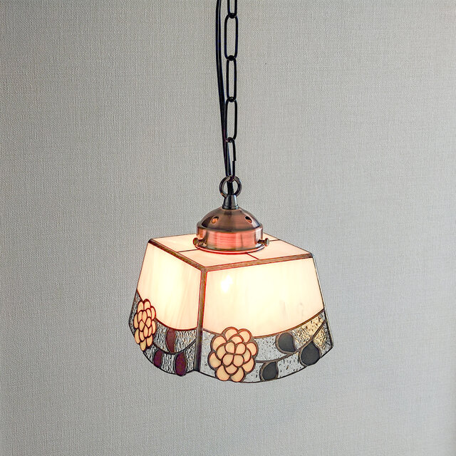 DAHLIA MANIA＊ダリアのライト E17ペンダントライト | iichi 日々の暮らしを心地よくするハンドメイドやアンティークのマーケットプレイス