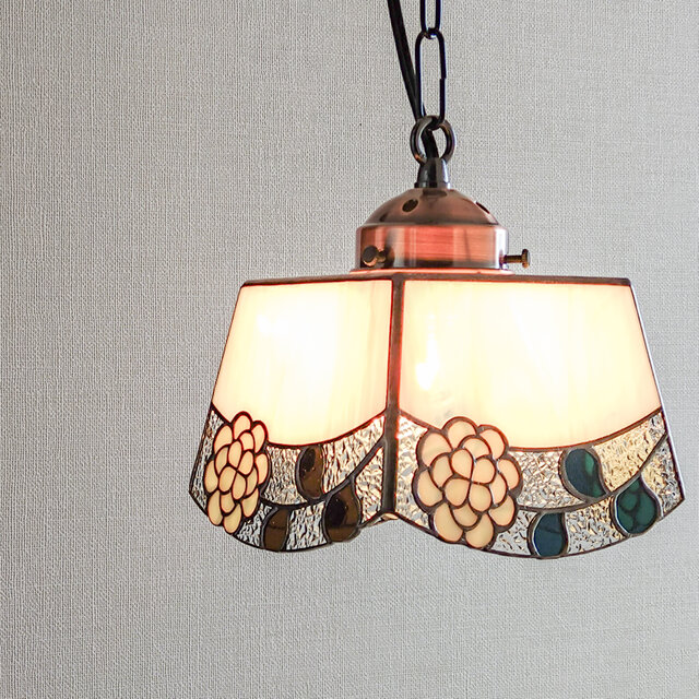 DAHLIA MANIA＊ダリアのライト E17ペンダントライト | iichi 日々の暮らしを心地よくするハンドメイドやアンティークのマーケットプレイス