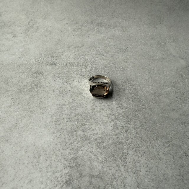 175 ヴィンテージ 「トワイライトミラー 」スモーキークォーツのリング | iichi 日々の暮らしを心地よくするハンドメイドやアンティークのマーケットプレイス