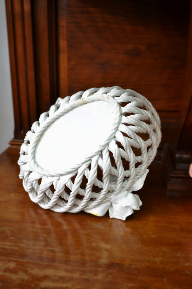 陶器製取手付きバスケット 果物入れ Breadバスケット | iichi 日々の暮らしを心地よくするハンドメイドやアンティークのマーケットプレイス