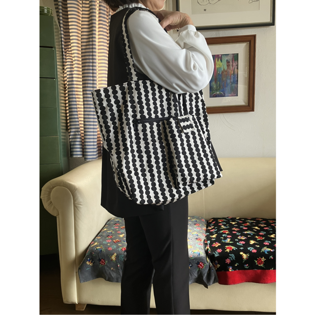 太陽の恵みを運ぶビタミンカラーエコバッグ-aka | iichi 日々の暮らしを心地よくするハンドメイドやアンティークのマーケットプレイス