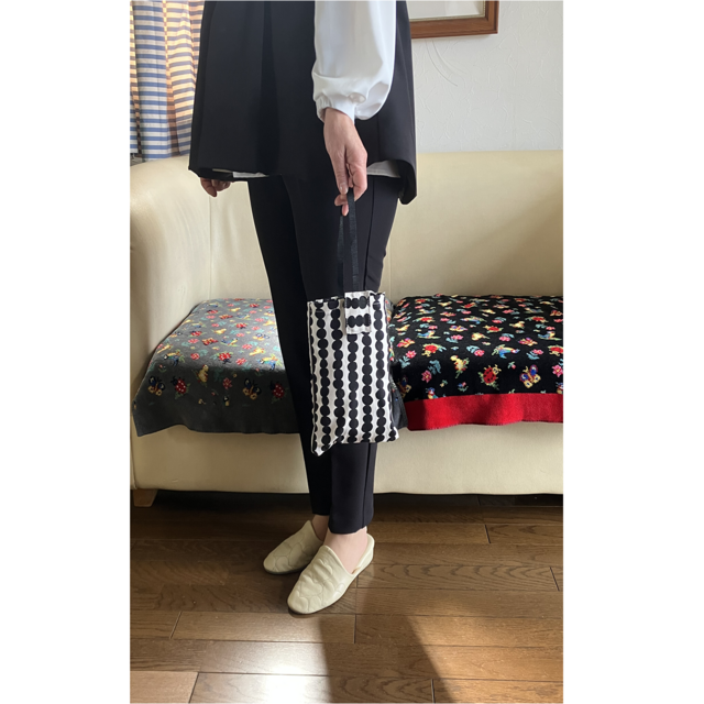 太陽の恵みを運ぶビタミンカラーエコバッグ-aka | iichi 日々の暮らしを心地よくするハンドメイドやアンティークのマーケットプレイス