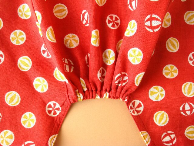 手ぬぐいバンダナ 35-RD | iichi 日々の暮らしを心地よくするハンドメイドやアンティークのマーケットプレイス