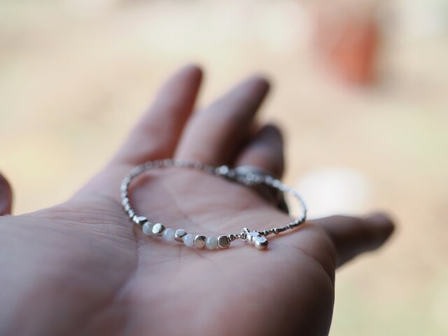 - Jade - silver bracelet | iichi 日々の暮らしを心地よくするハンドメイドやアンティークのマーケットプレイス