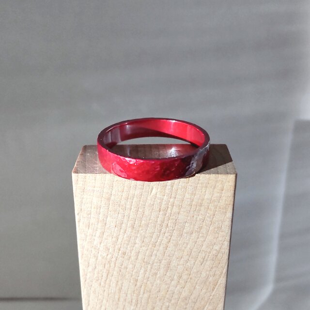 【緋銅】鎚目リング4.2mm幅 | iichi 日々の暮らしを心地よくするハンドメイドやアンティークのマーケットプレイス