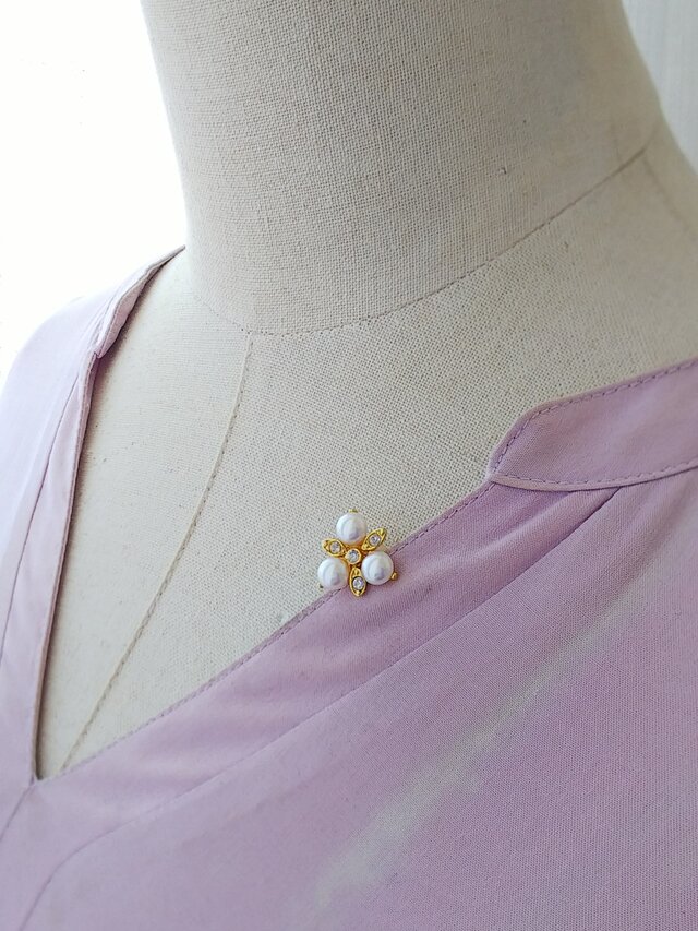 ヴィンテージ 取り外し可能･2Way はちみつ色／パール&Rhineストーンのスカーフクリップ | iichi 日々の暮らしを心地よくするハンドメイドやアンティークのマーケットプレイス