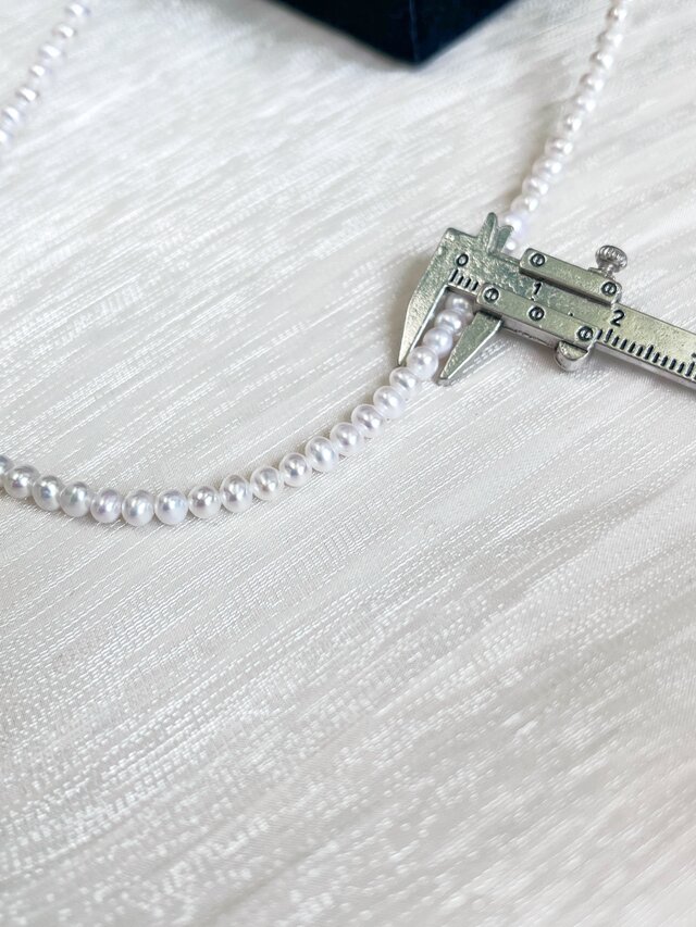 【毎日に寄り添う小さな輝き】3-4mm 淡水パールネックレス／強光・S925／40cm | iichi 日々の暮らしを心地よくするハンドメイドやアンティークのマーケットプレイス