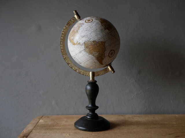 地球儀 フランス ヴィンテージ ブロカントのある暮らし クラフトマンシップ | iichi 日々の暮らしを心地よくするハンドメイドやアンティークのマーケットプレイス