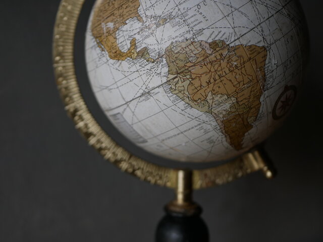 地球儀 フランス ヴィンテージ ブロカントのある暮らし クラフトマンシップ | iichi 日々の暮らしを心地よくするハンドメイドやアンティークのマーケットプレイス