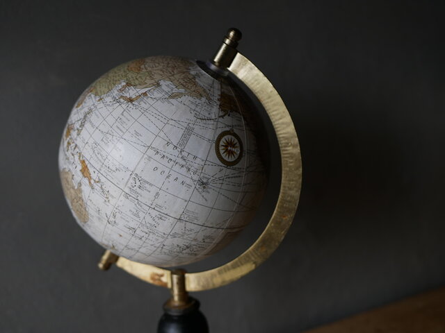 地球儀 フランス ヴィンテージ ブロカントのある暮らし クラフトマンシップ | iichi 日々の暮らしを心地よくするハンドメイドやアンティークのマーケットプレイス