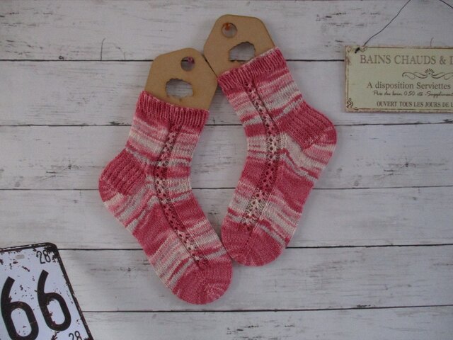 冷え取りソックス Opal Cotton KFS 216 ルビー | iichi 日々の暮らしを心地よくするハンドメイドやアンティークのマーケットプレイス