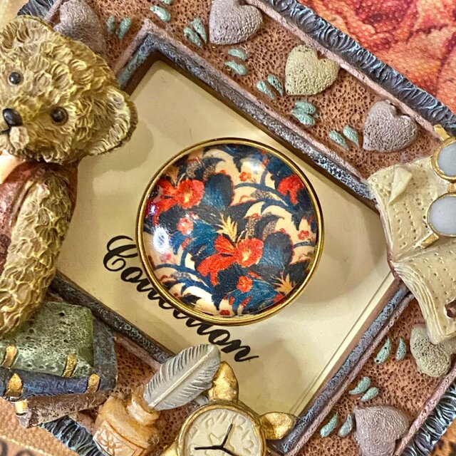 着物リメイク 帯留め ガラス 和洋折衷 和ロリータ アクセサリー 小さな中に詰め込まれた、和のときめき。 GK-85 | iichi 日々の暮らしを心地よくするハンドメイドやアンティークの ...