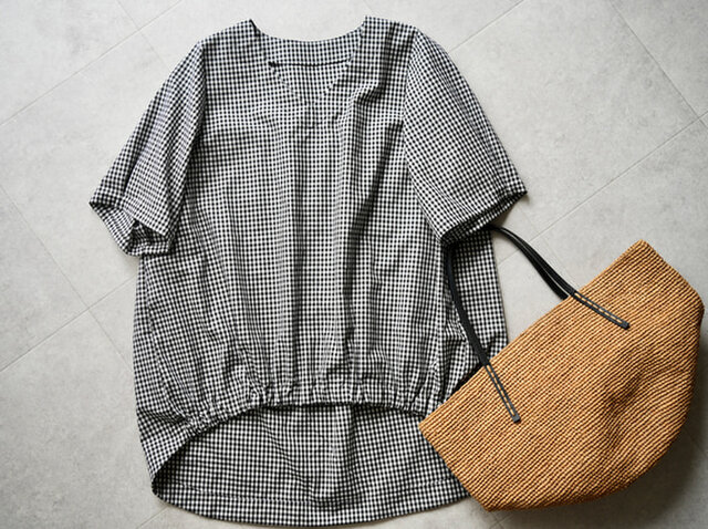 ゆったり・Vネックトップス ギンガムチェック No.318 | iichi 日々の暮らしを心地よくするハンドメイドやアンティークのマーケットプレイス