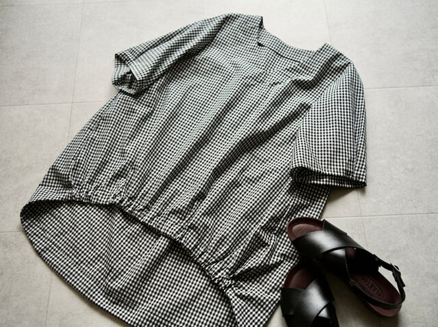 ゆったり・Vネックトップス ギンガムチェック No.318 | iichi 日々の暮らしを心地よくするハンドメイドやアンティークのマーケットプレイス