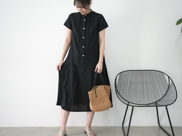 ピンタックワンピース半袖 ︎コットンリネンブラック No.339 | iichi 日々の暮らしを心地よくするハンドメイドやアンティークのマーケットプレイス