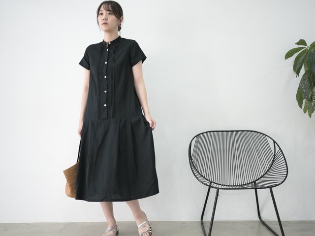 ピンタックワンピース半袖 ︎コットンリネンブラック No.339 | iichi 日々の暮らしを心地よくするハンドメイドやアンティークのマーケットプレイス