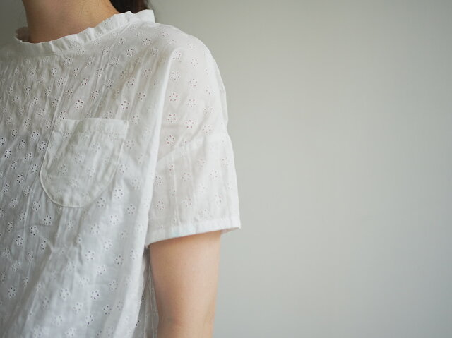 コットンレースのゆったりトップス 白 No.345 | iichi 日々の暮らしを心地よくするハンドメイドやアンティークのマーケットプレイス