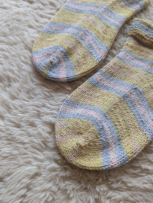 No.1537 うつぼソックス | iichi 日々の暮らしを心地よくするハンドメイドやアンティークのマーケットプレイス