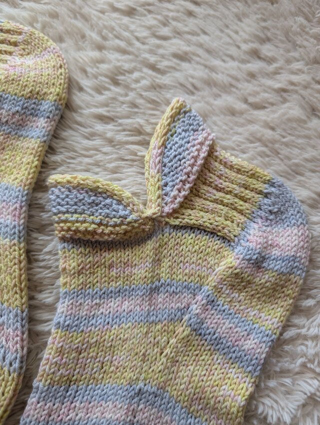 No.1537 うつぼソックス | iichi 日々の暮らしを心地よくするハンドメイドやアンティークのマーケットプレイス