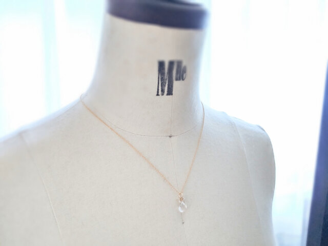 K14gfネックレス / ホワイトトパーズ&クリスタル | iichi 日々の暮らしを心地よくするハンドメイドやアンティークのマーケットプレイス