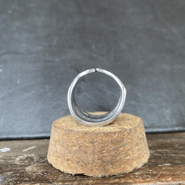 ハンドメイドリングno.147 シルバーアクセサリー スプーンリング 手作り指輪 | iichi 日々の暮らしを心地よくするハンドメイドやアンティークのマーケットプレイス